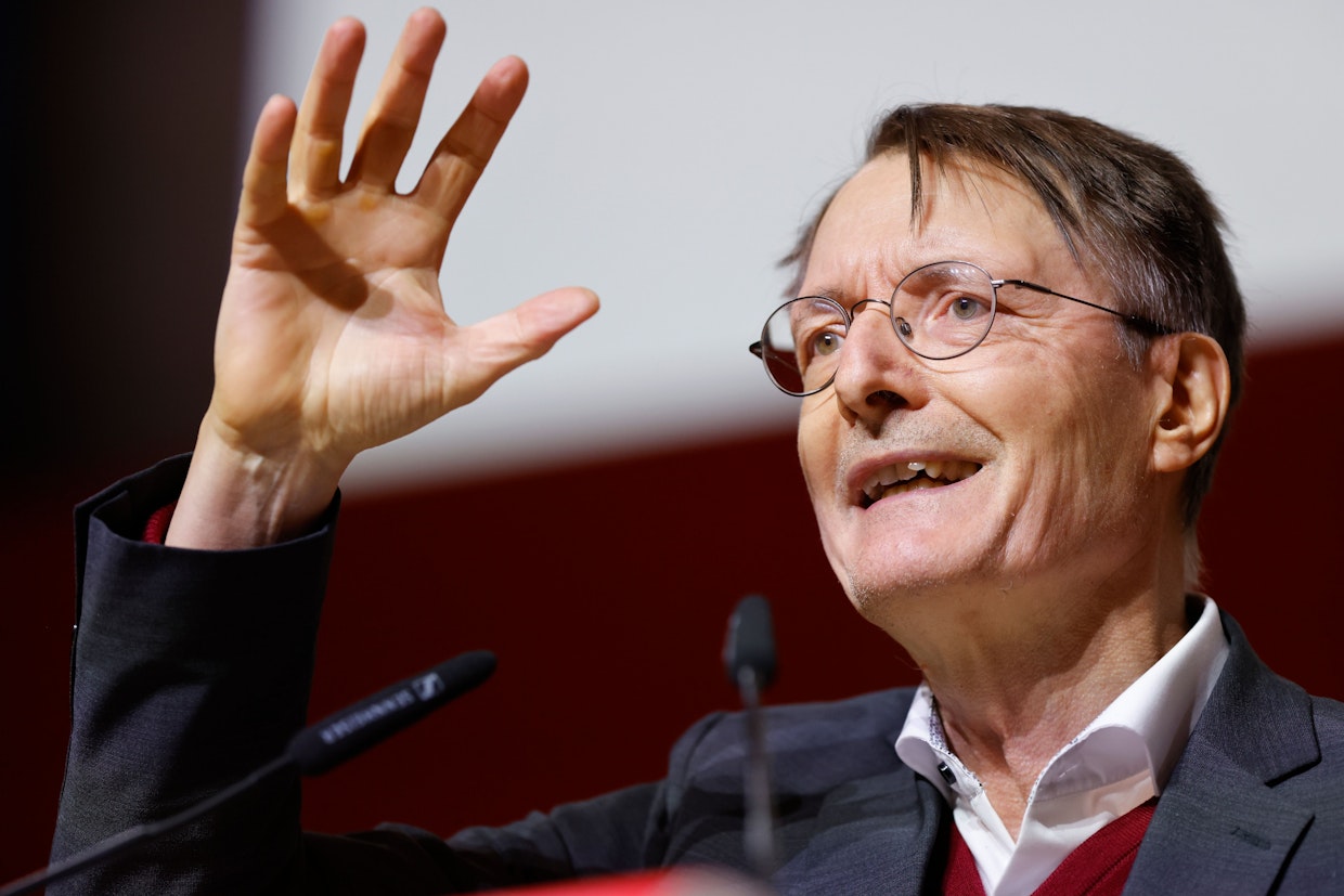 Fake-Tweet sorgt für Streit: Alice Weidel verbreitet KI-Bild auf X, Karl Lauterbach empört