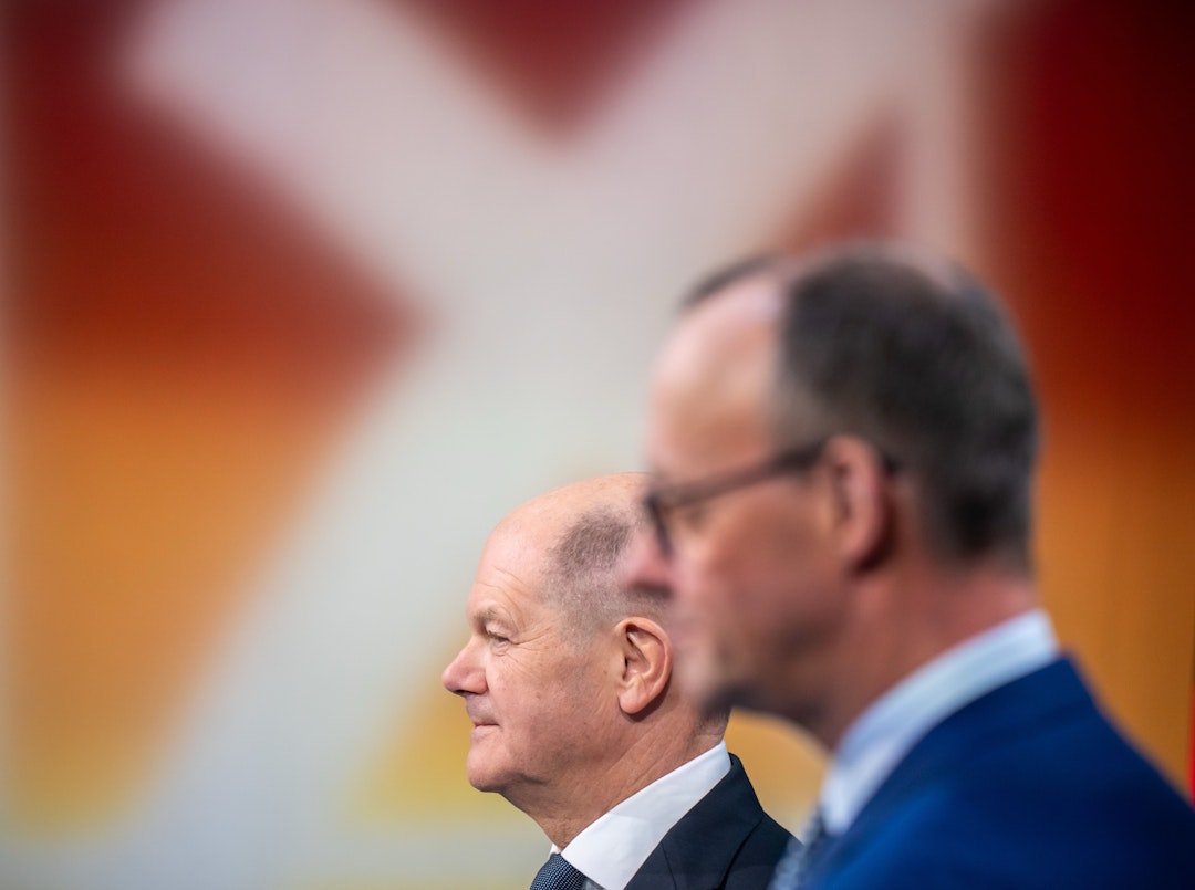 Streit zwischen Selenskyj und Donald Trump im Weißen Haus: Olaf Scholz und Friedrich Merz führen ...