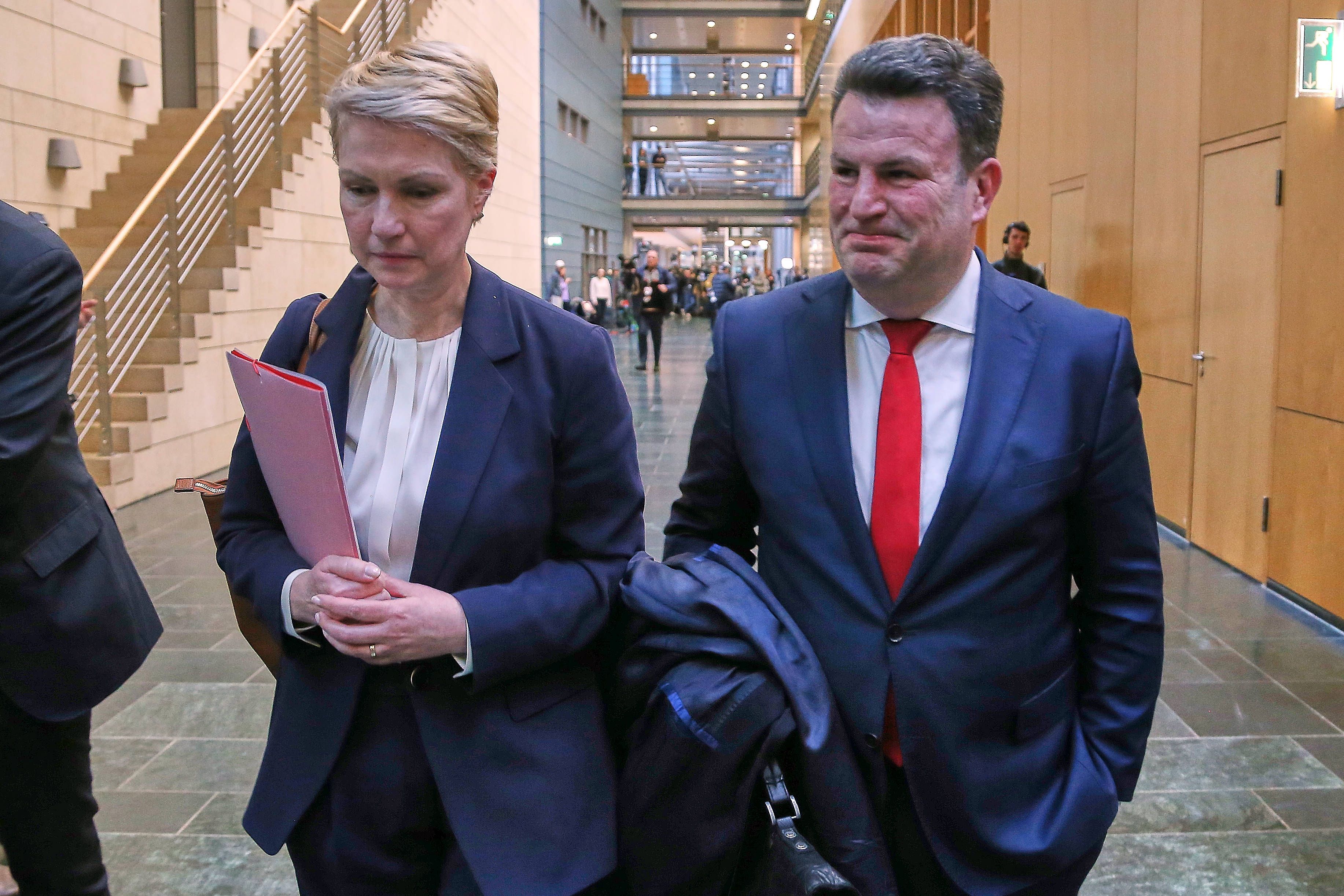 Alice Weidel bei Markus Lanz: Merz' Sondervermögen - das ist ein ...
