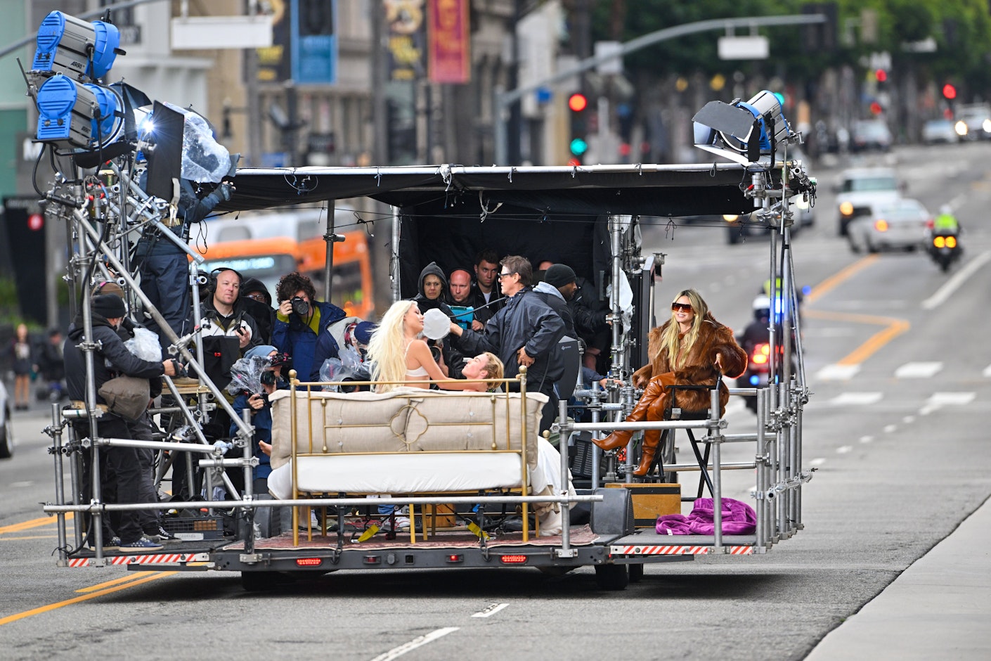 GNTM-Mega-Spoiler: Paparazzi-Fotos enthüllen DIESE acht Halbfinalisten