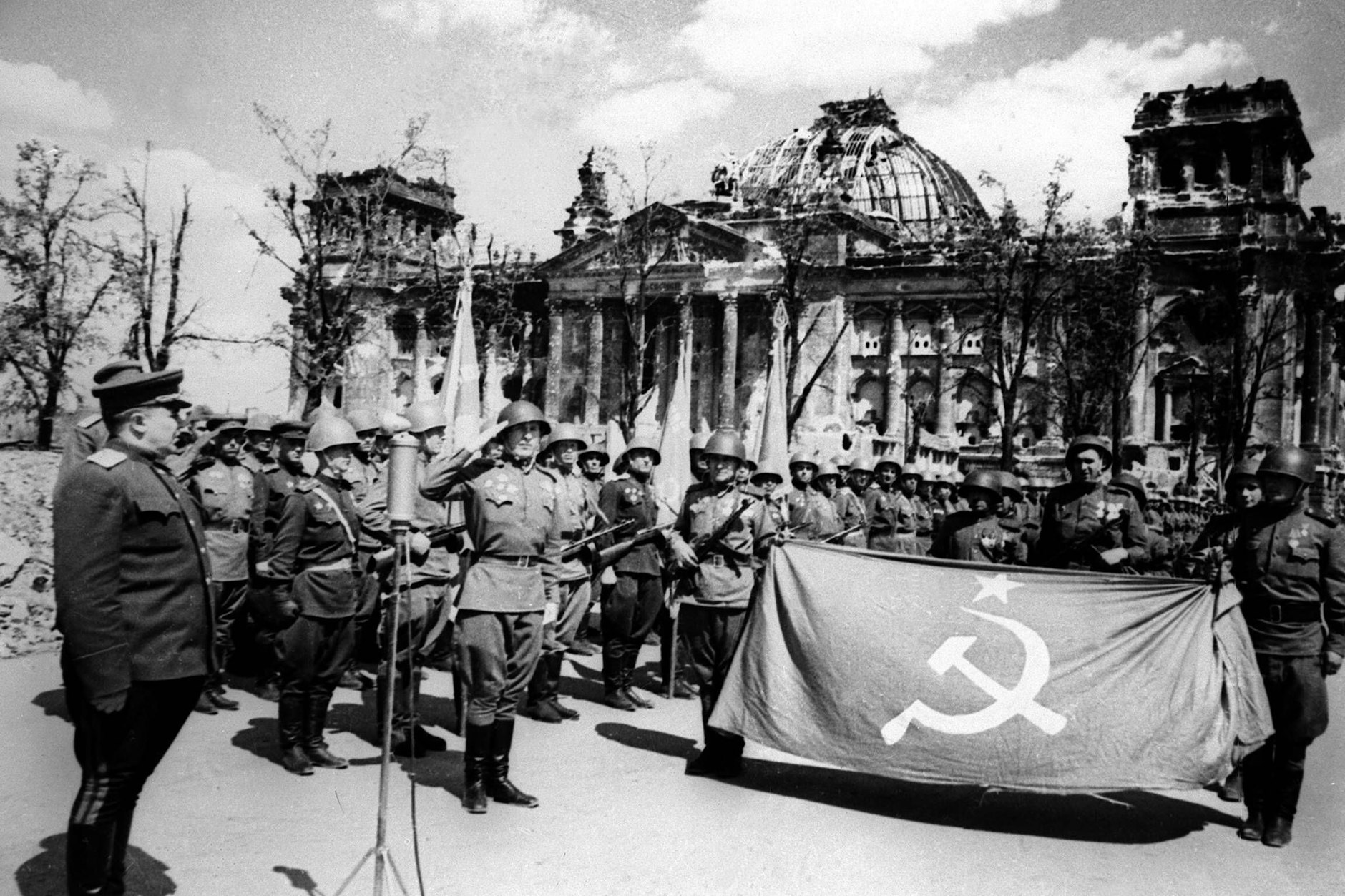 Kriegshysterie: Panikraum kaufen oder lieber Russisch lernen?