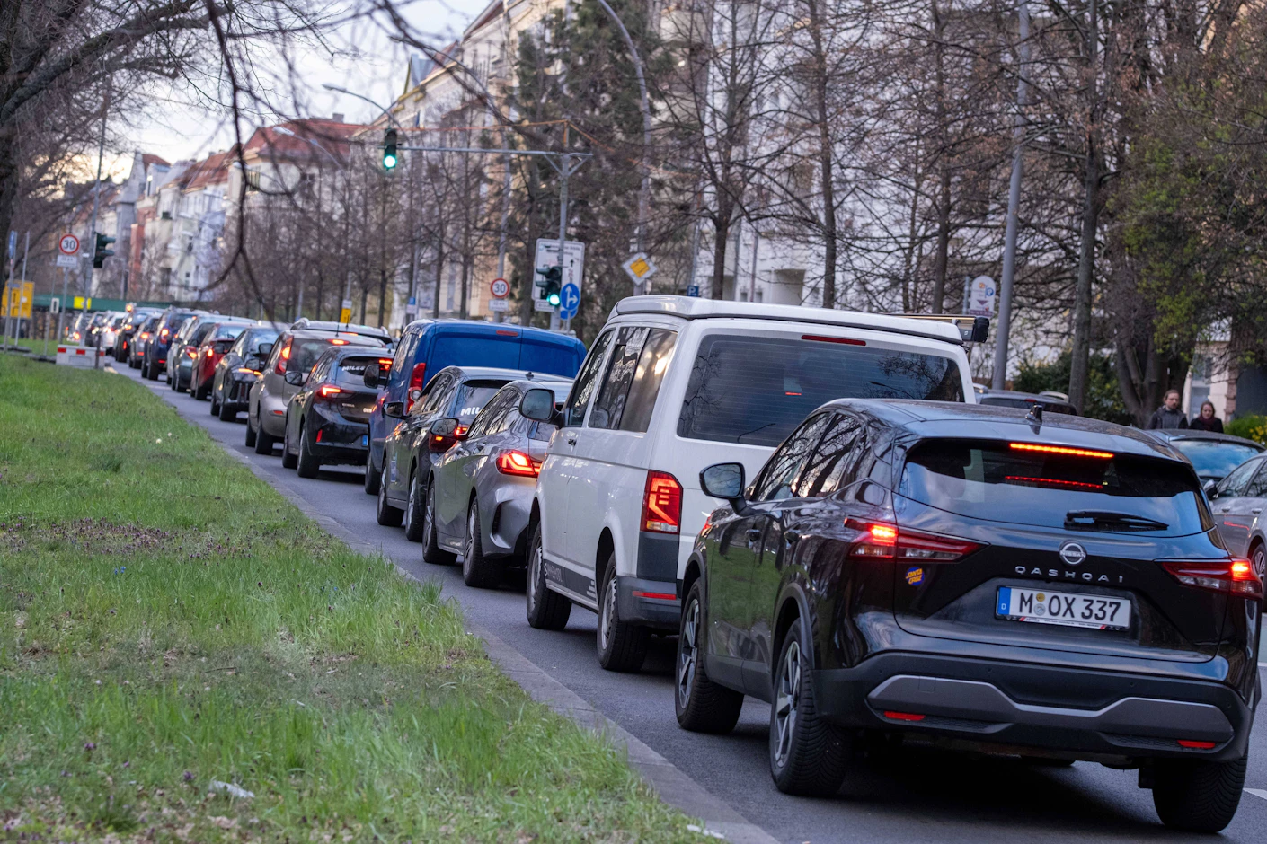 Berlin bald autofrei? Gericht entscheidet über DIESEN Hammer-Plan