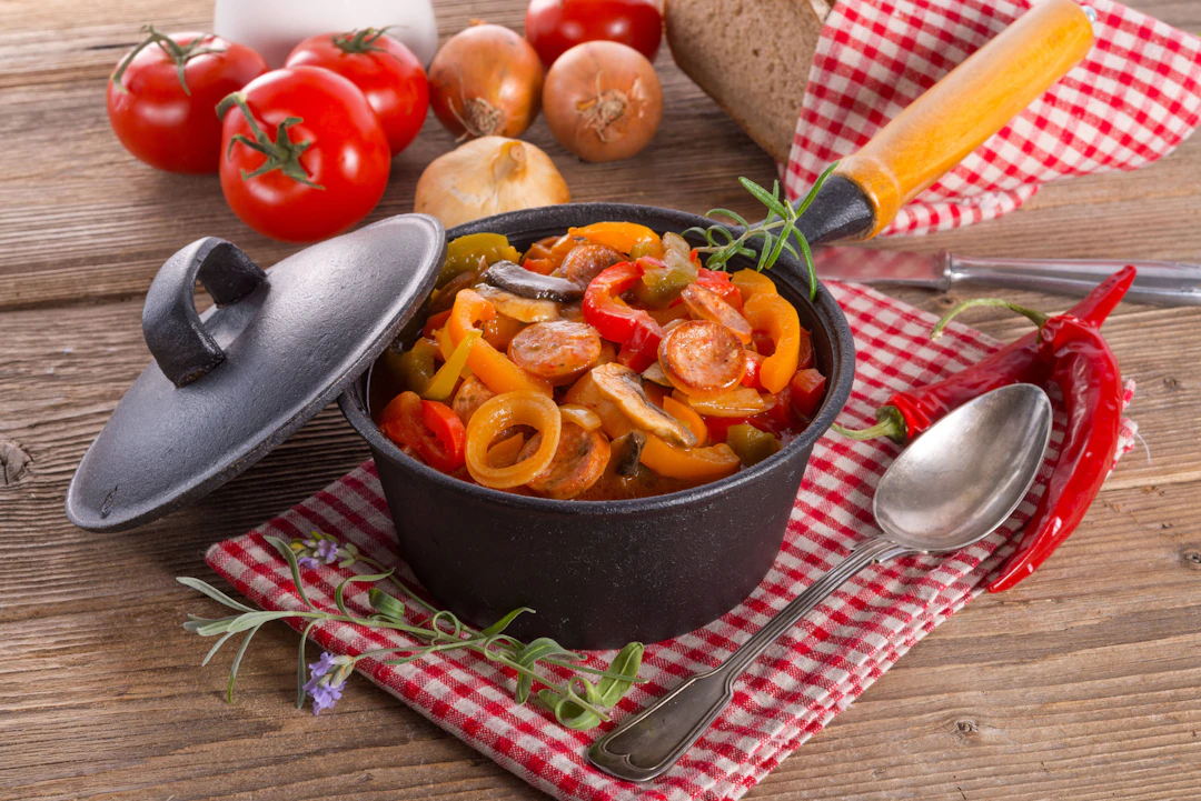 Rezept für Letscho mit Jagdwurst: DDR-Klassiker für die ganze Familie