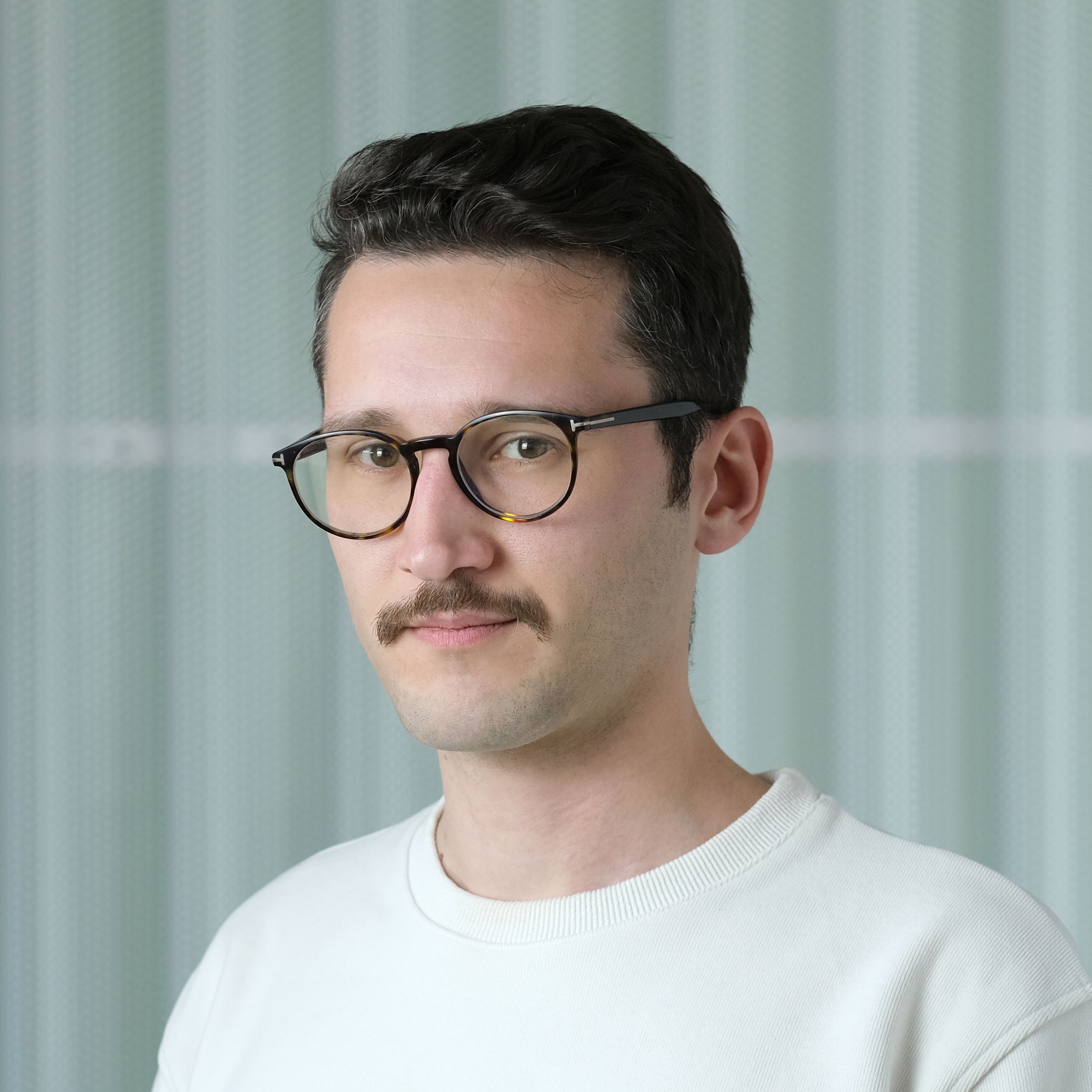 Asow-Bataillon als Arbeitgeber: So werden jungen Ukrainer an die Front ...