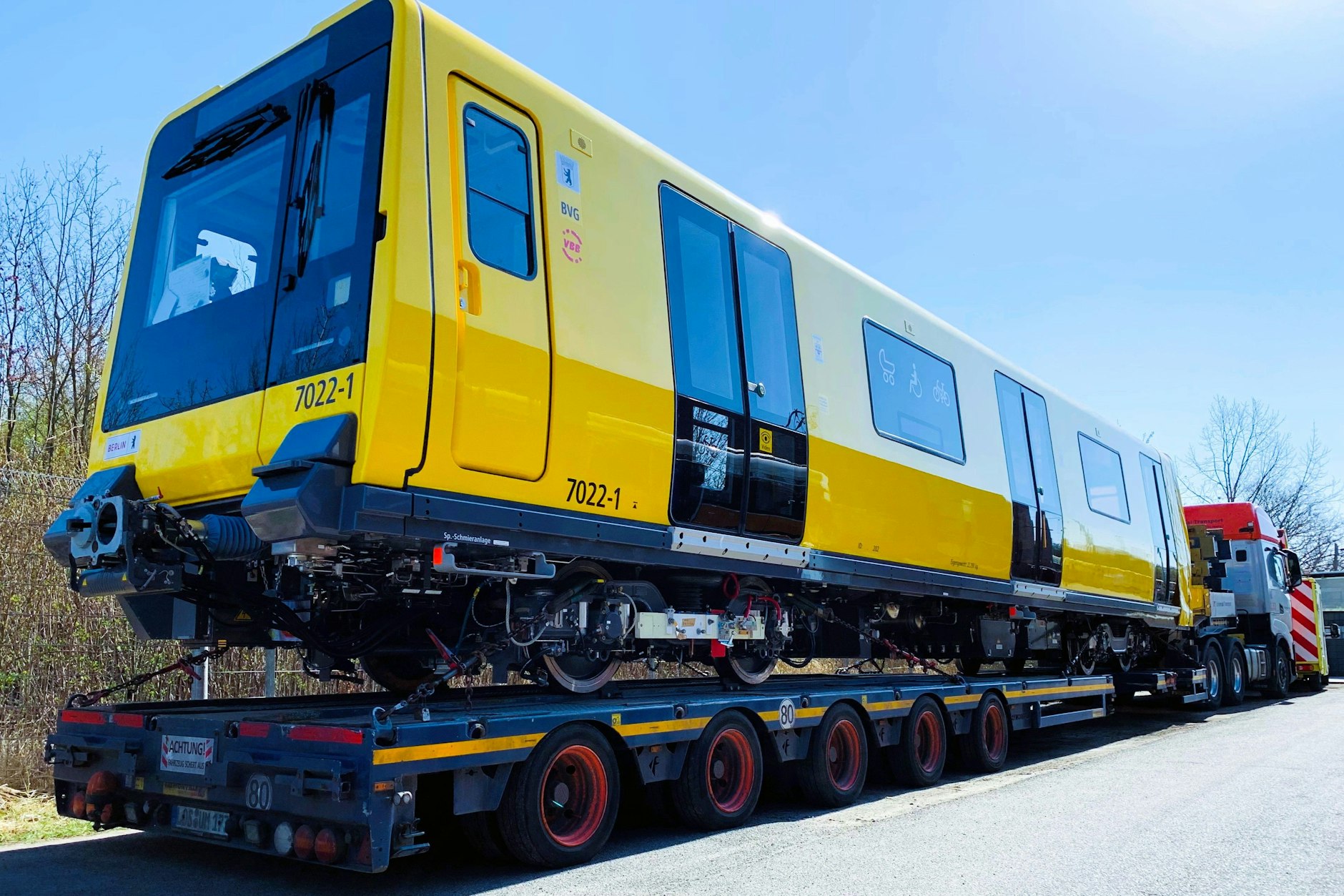 Mehr als drei Jahre Verspätung: Hier kommt die neue U-Bahn für die BVG ...