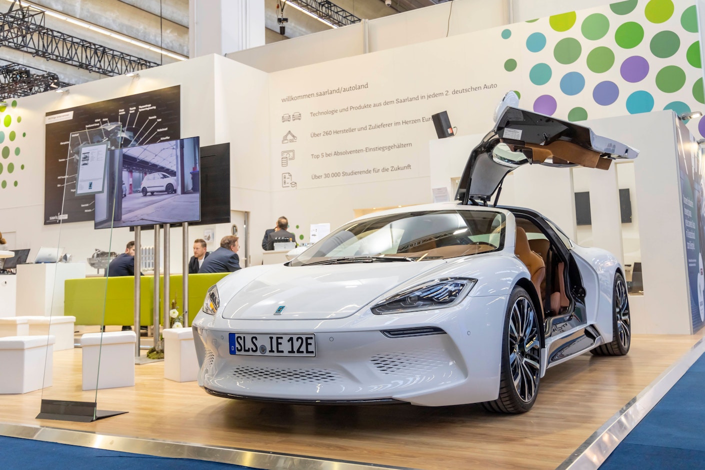 Deutscher Luxusautohersteller meldet Insolvenz an