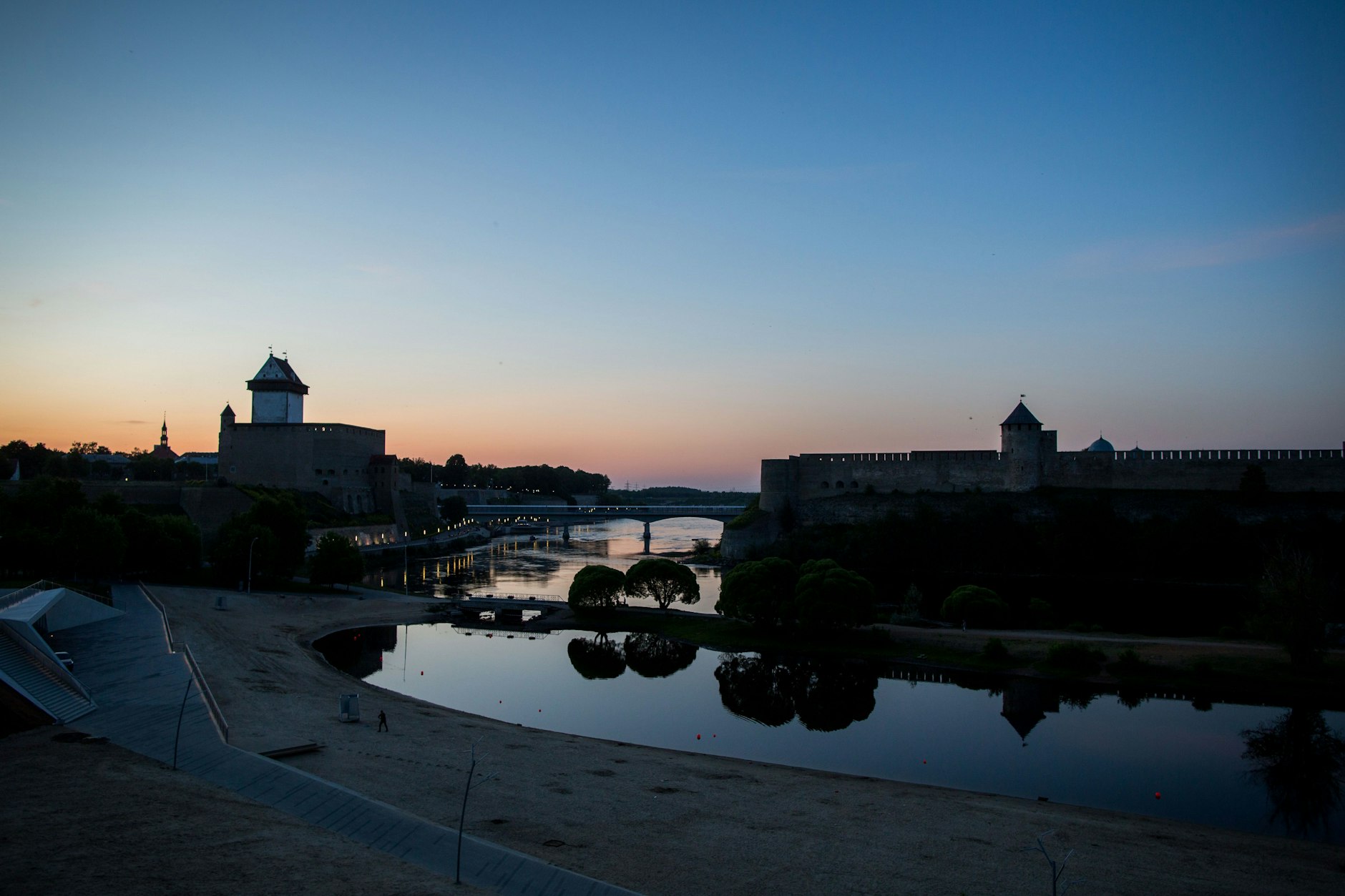 Narva: Estland baut neue Militärbasis an der russischen Grenze