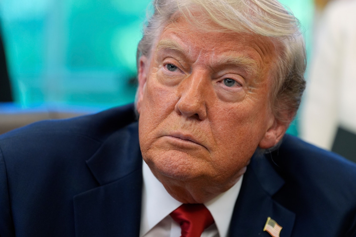 Trump und Putin erhöhen den Druck auf Kiew: Steckt Selenskyj in der Falle?