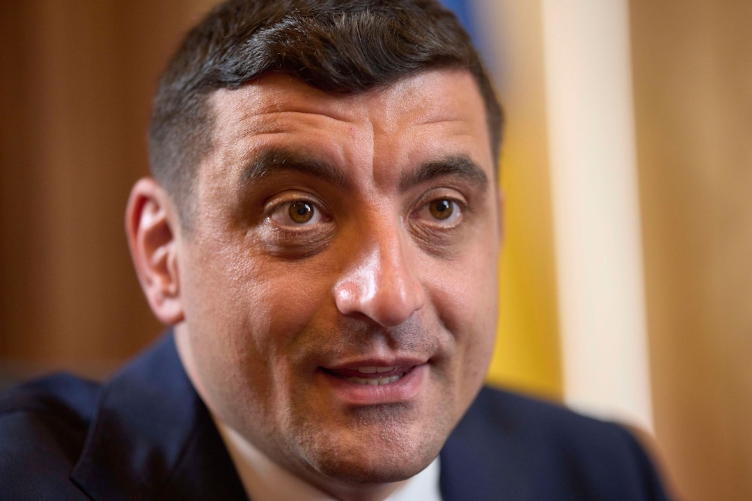 Rumänischer Kandidat George Simion: „Werde in die Fußstapfen der Trump ...