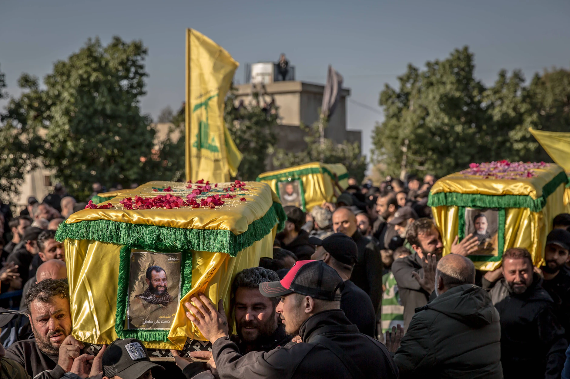 „Ein Schatten ihrer selbst“: Der Niedergang der Hisbollah im Libanon