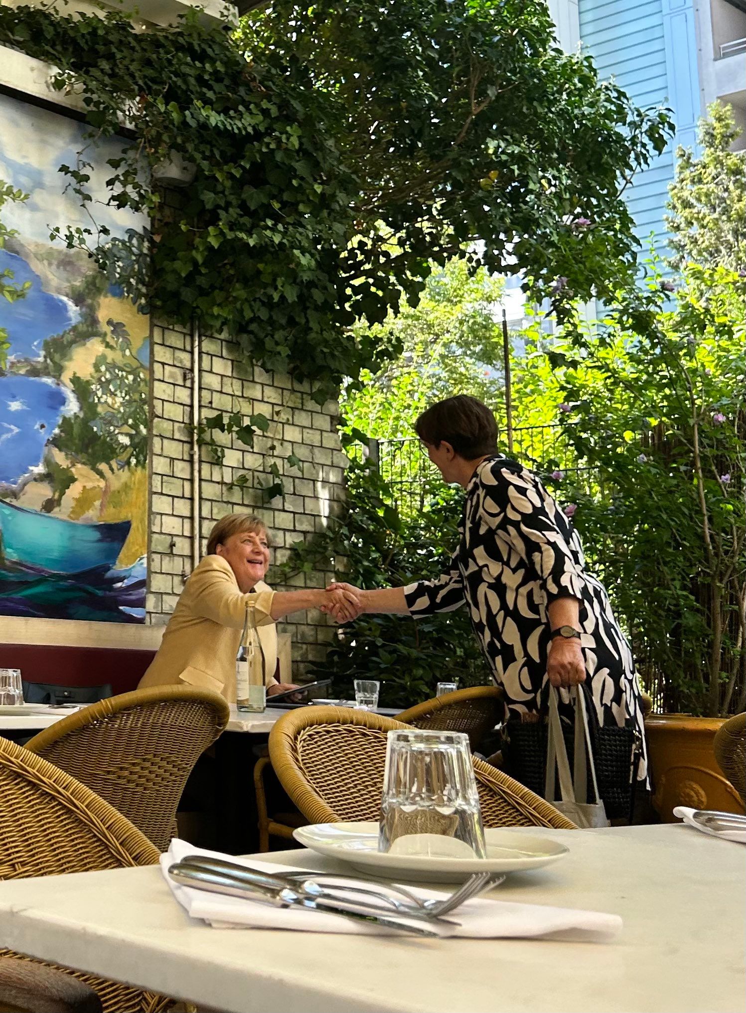 Innenminister Wilke: AfD-Anhänger vergleichbar mit „sektenartigen Konglomeraten“