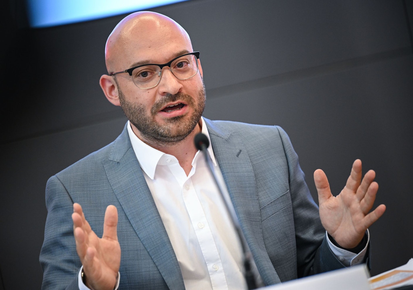 Innenminister Wilke: AfD-Anhänger vergleichbar mit „sektenartigen Konglomeraten“