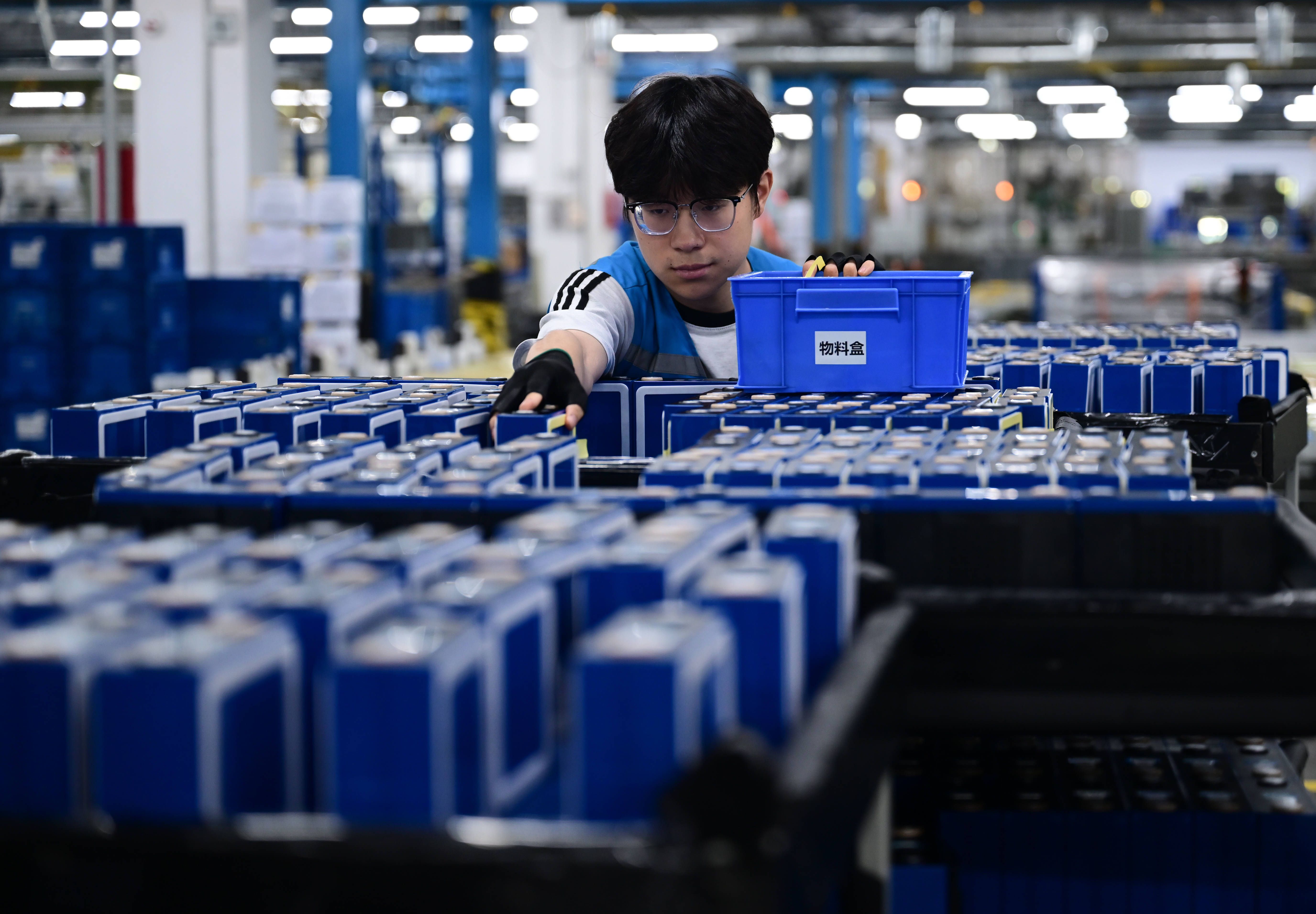 Stellenabbau, China-Offensive, KI: So will Continental-Erbe Aumovio die ...